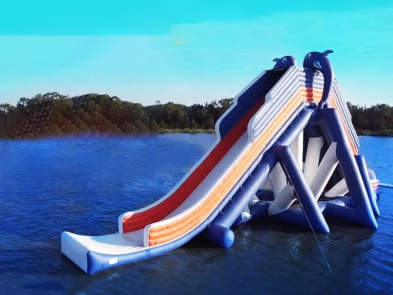 Bouncia Giant Aquatic Inflatables for commercial floating water park